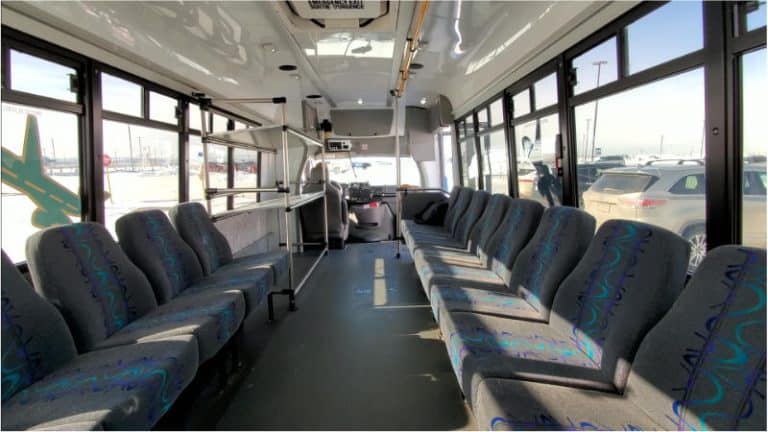 Calgary Airport Parking Shuttle Bus Tour by Park & Jet Calgary (YYC)